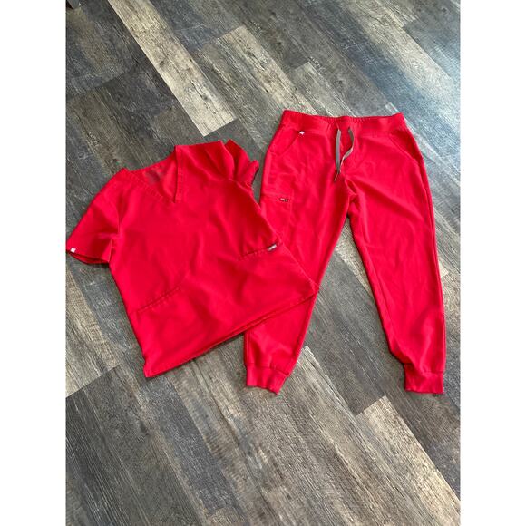 Figs | Other | Figs Zamora Jogger Red Scrub Set Sz L | Poshmark